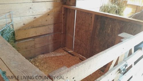 Setting Up A Birthing Pen For Your Goats | Simple Living Country Gal